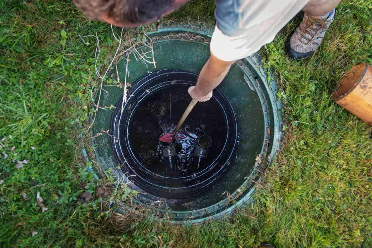 Top 4 Signs of a Clogged Septic Line (Explained)