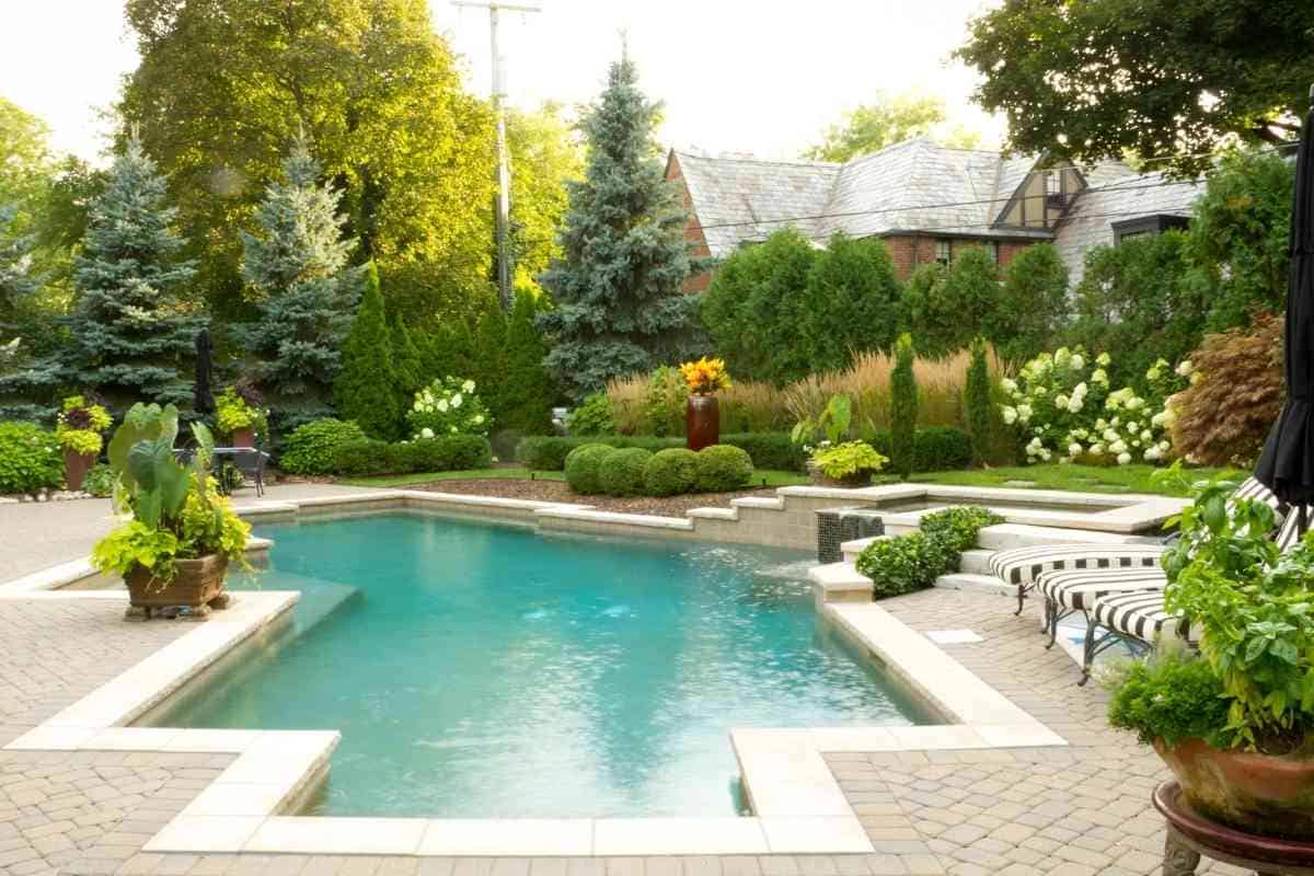 Top 35 Above Ground Pool Landscaping Ideas (With Photos)