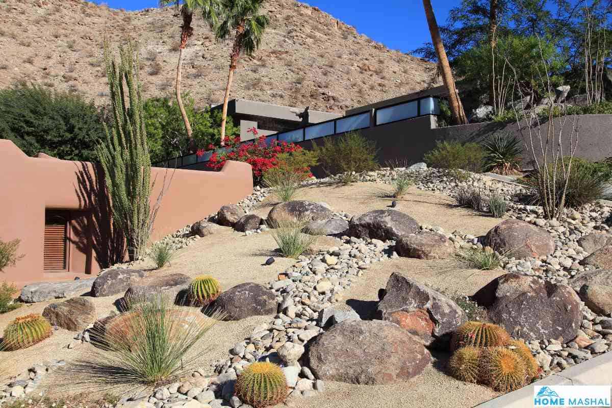 13 Small Front Yard Landscaping Ideas On A Budget